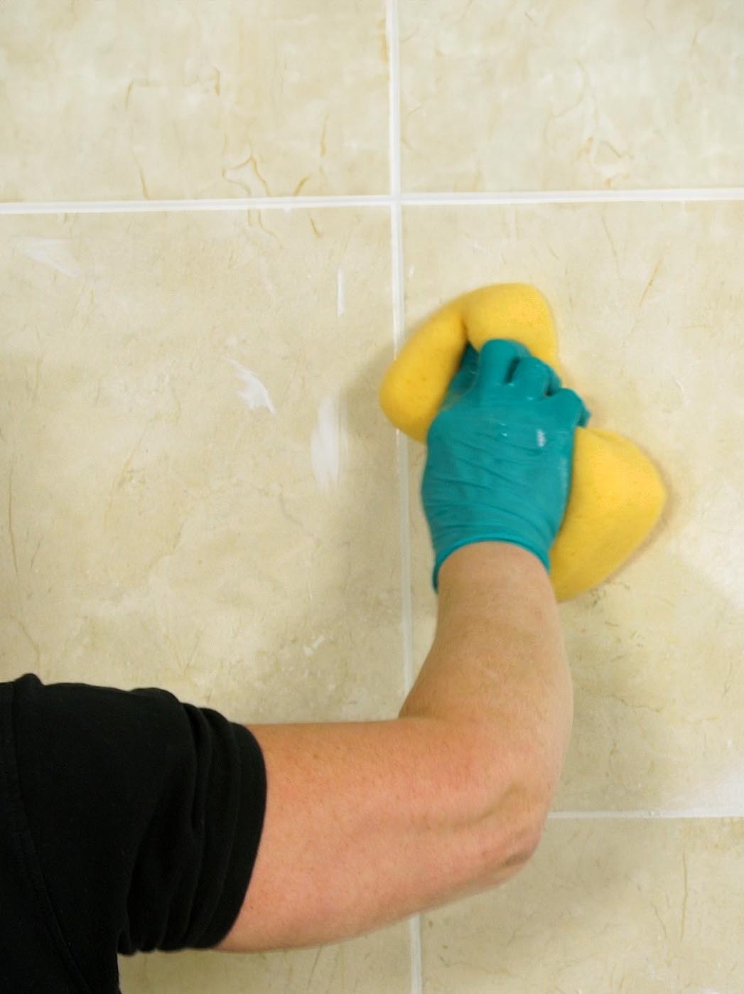 How to use tile grout: A step-by-step guide | Weber UK
