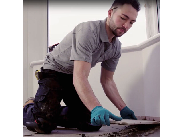 How to lay large format floor tiles | Weber UK